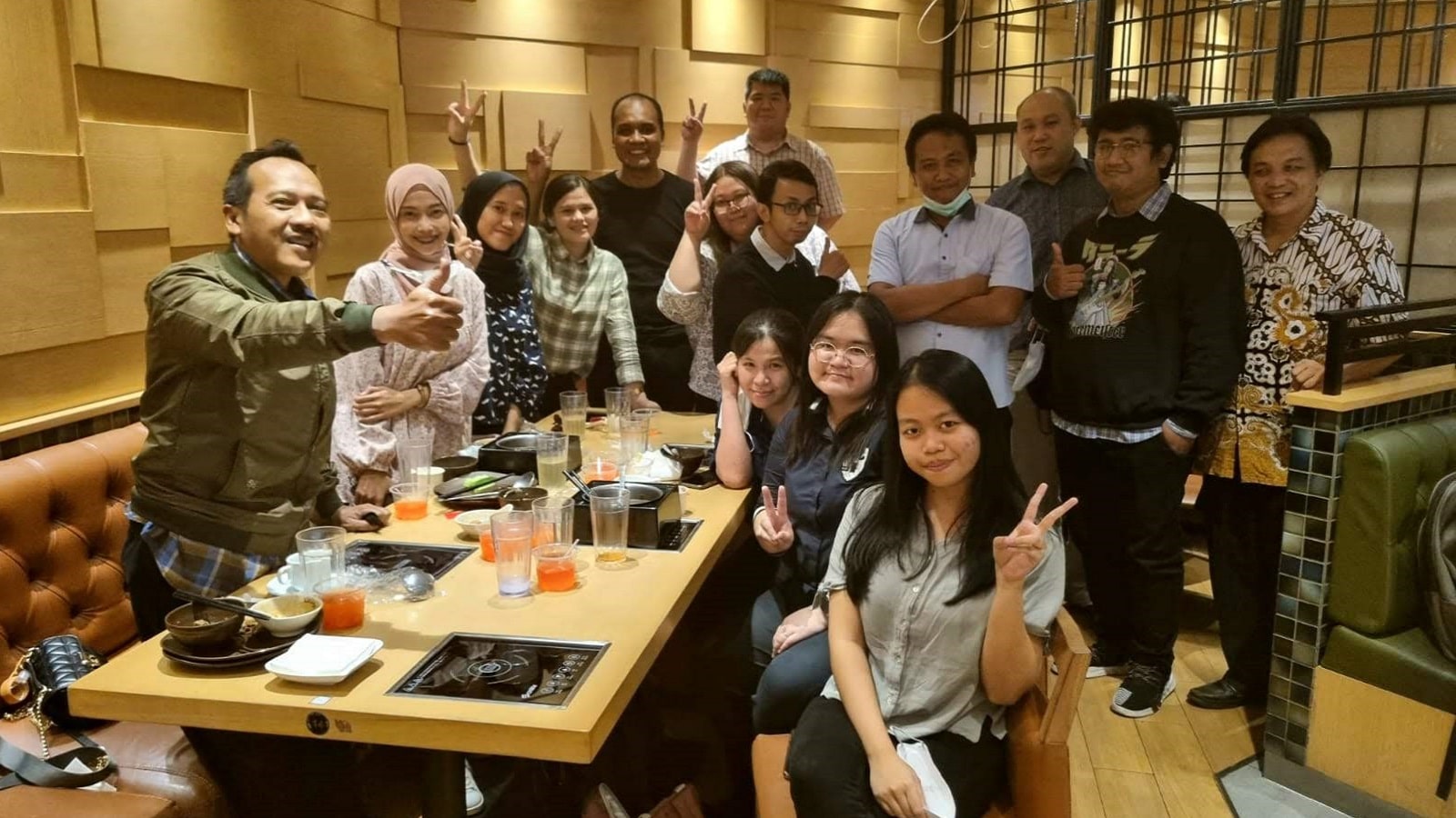 About us - Think Tank Solusindo